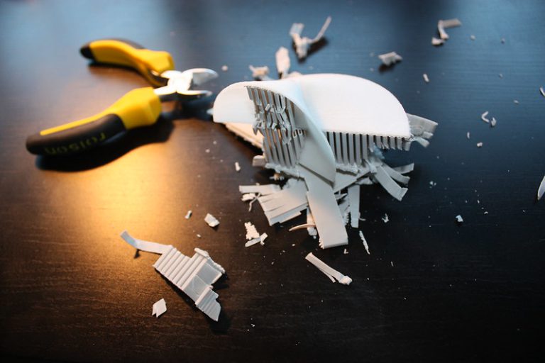 How to remove supports from 3D printed PLA the easy way | 3DRIFIC