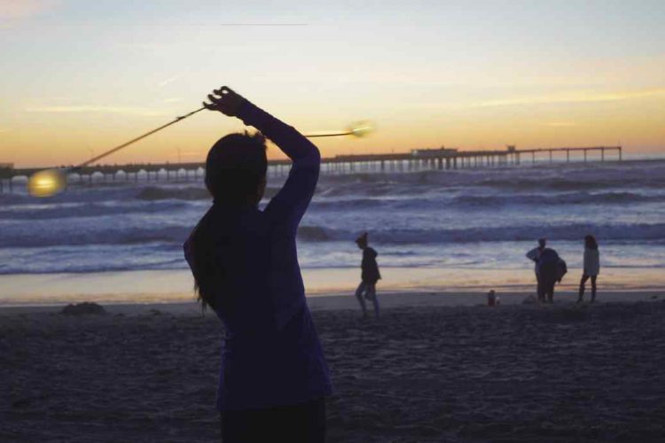 What are Poi balls? An introductory guide to Poi spinning | 3DRIFIC