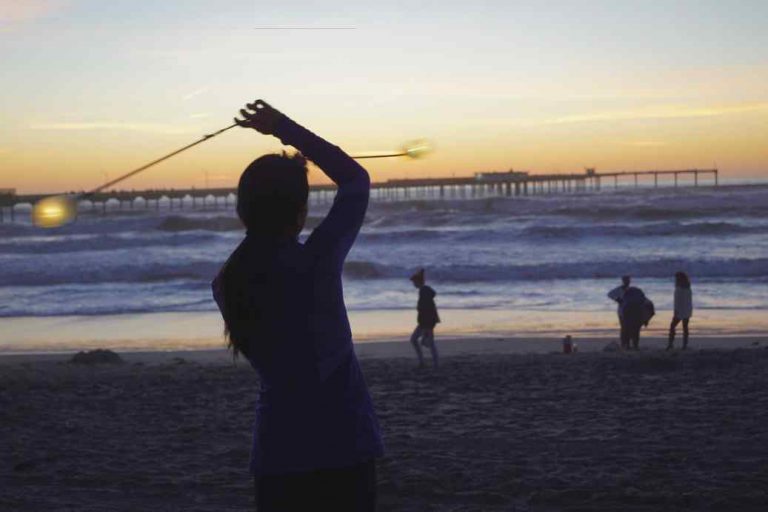 What are Poi balls? An introductory guide to Poi spinning | 3DRIFIC